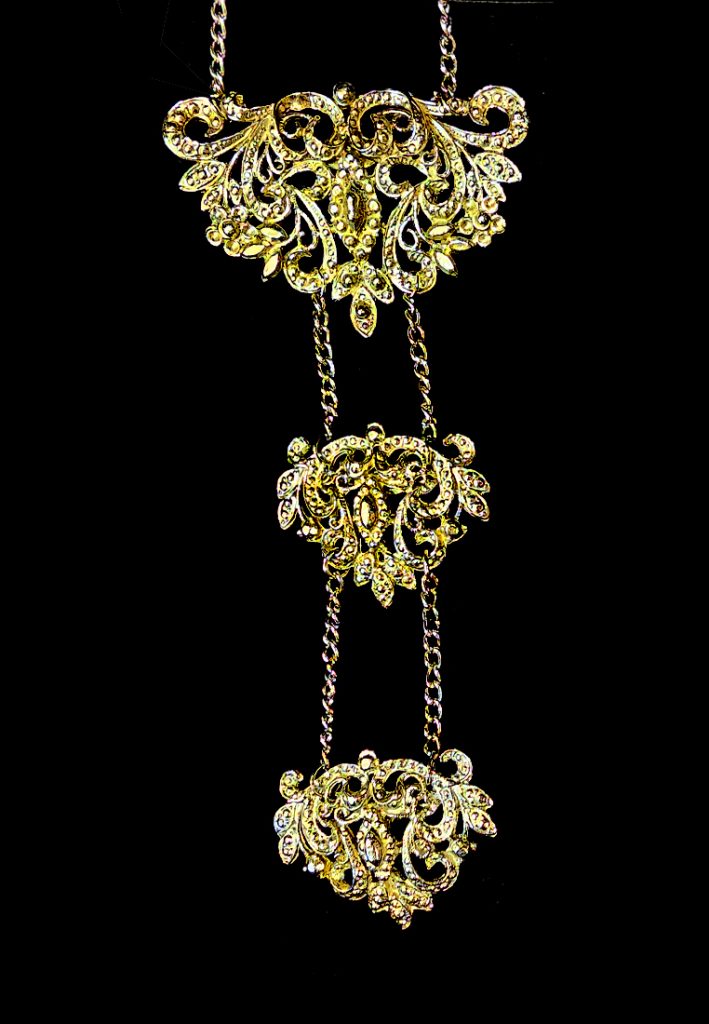 Dokoh Bakawali 3 Tier (G) - Paulini Heritage Craft